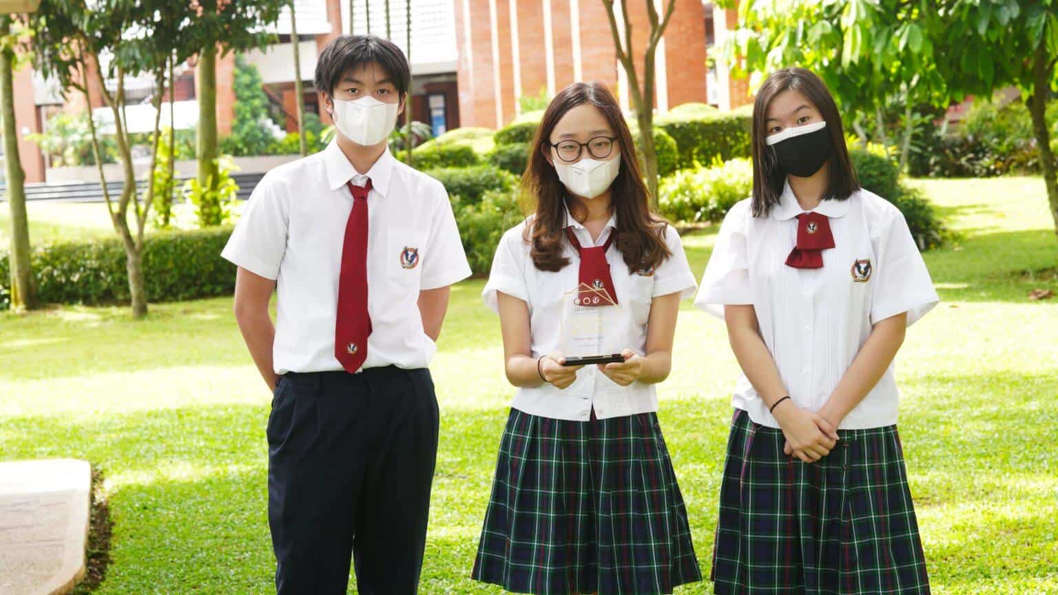 SPH LV Students' Achievement in 14th UPH Moot Court Competition - Sekolah Pelita Harapan ...